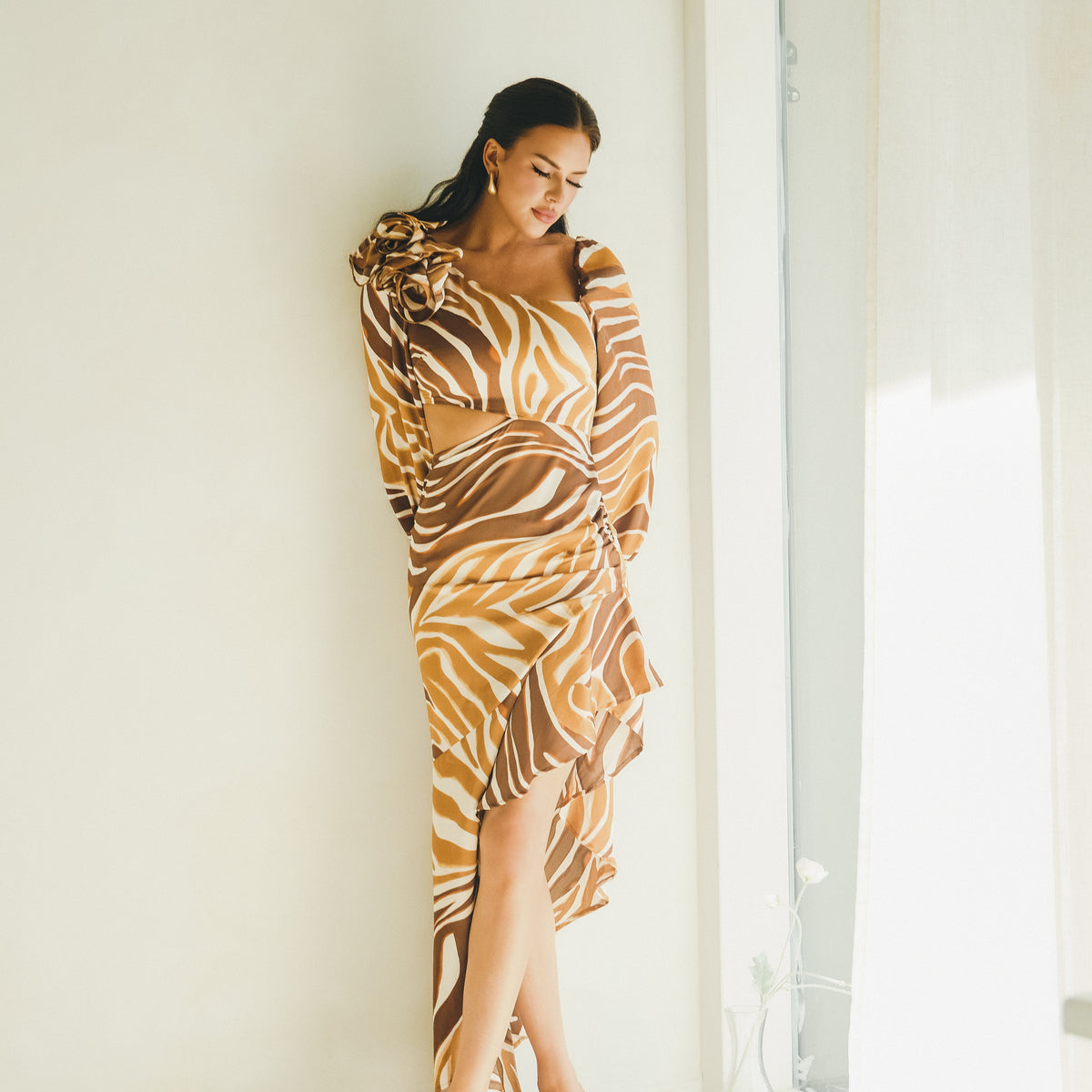 SD387724 LONG SLEEVE DIAGONAL RUFFLE MAXI DRESS – The Sang Clothing